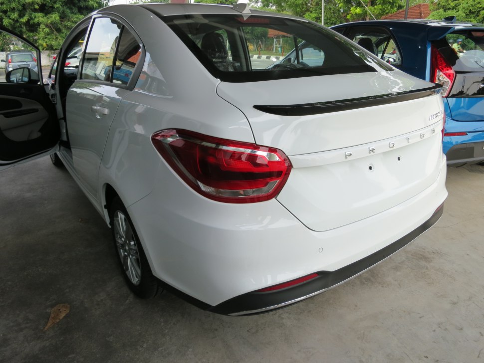 Proton Persona technical specifications and fuel economy